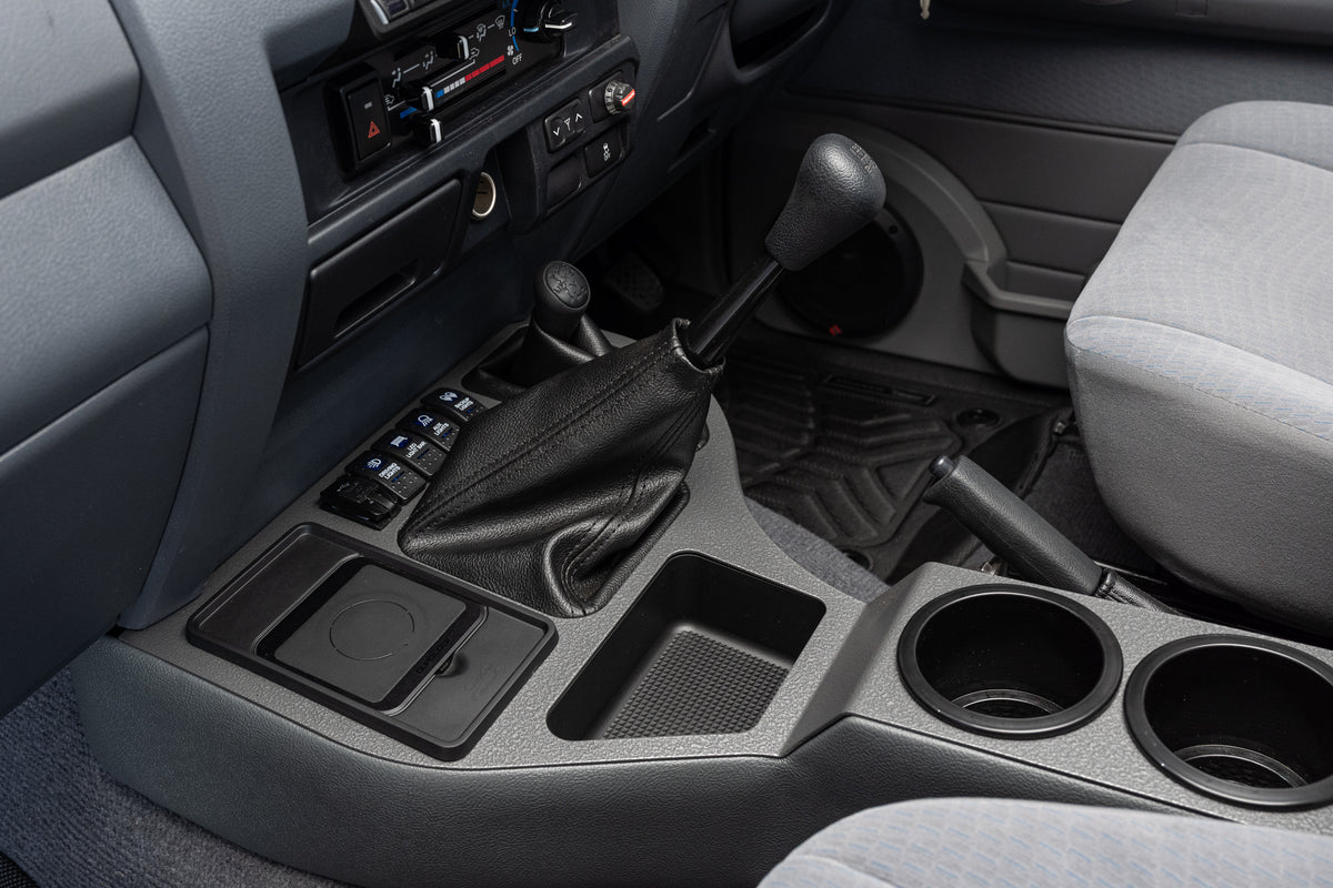 Full Length Centre Console – with Universal Wireless Phone Charger ...